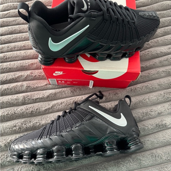 Nike | Shoes | New Nike Mens Black Total Shox | Poshmark